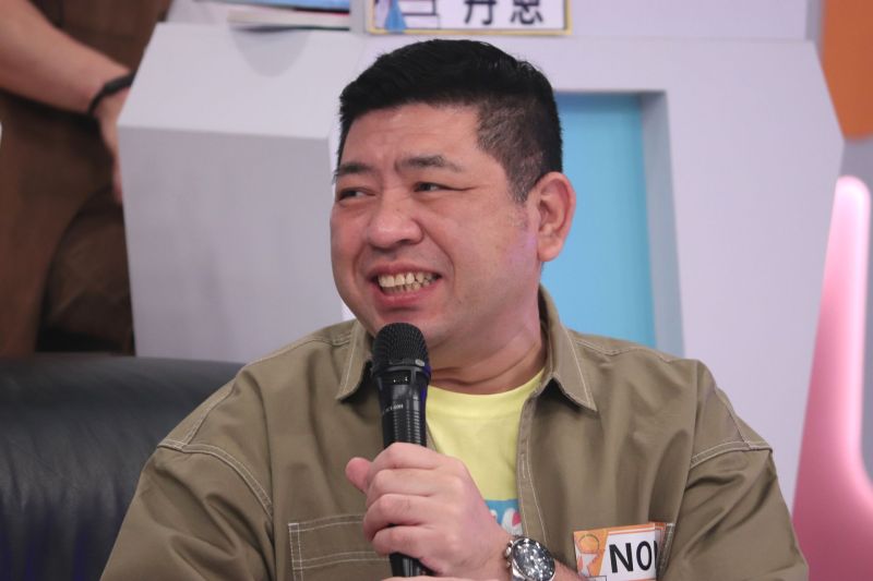 NONO摸腿照遭曝光！女网红控：开车载上Motel侵犯2次！所有甜言蜜语都在铺陈性侵！ – TTN 谈谈网